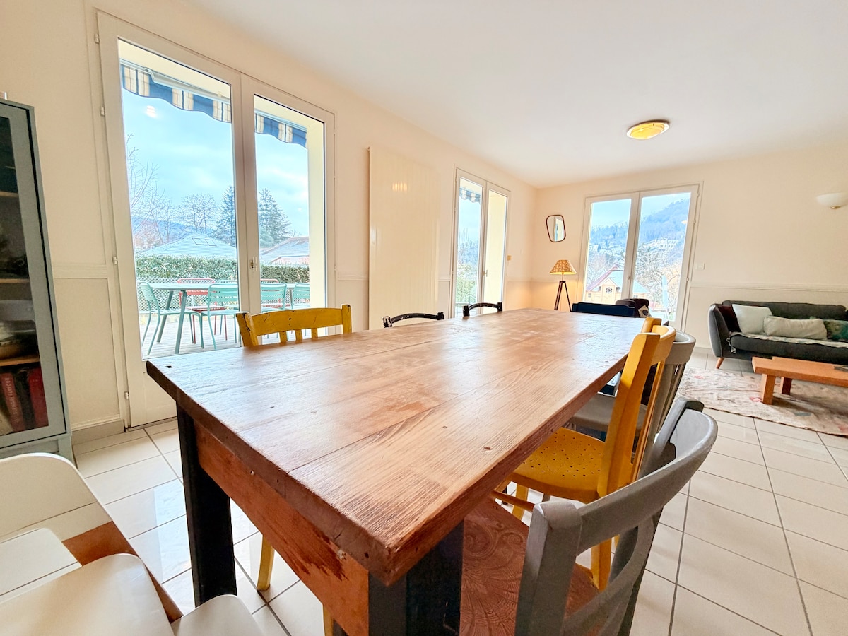 Large house 8 pers | Private pool & Parking - Houses for Rent in ...