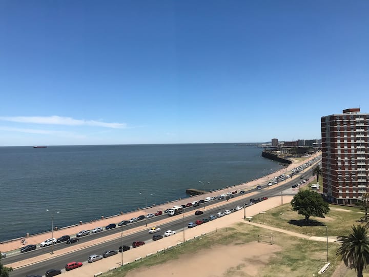 Apartamento Frente Al Mar En Montevideo - Montevideo