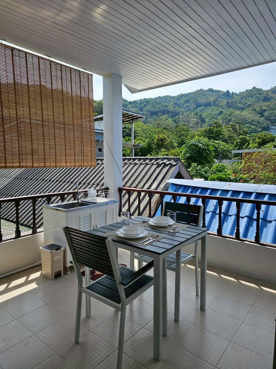 Lazy Blue Bangtao Guesthouse (Chambre 8) - Appartements à louer à ...
