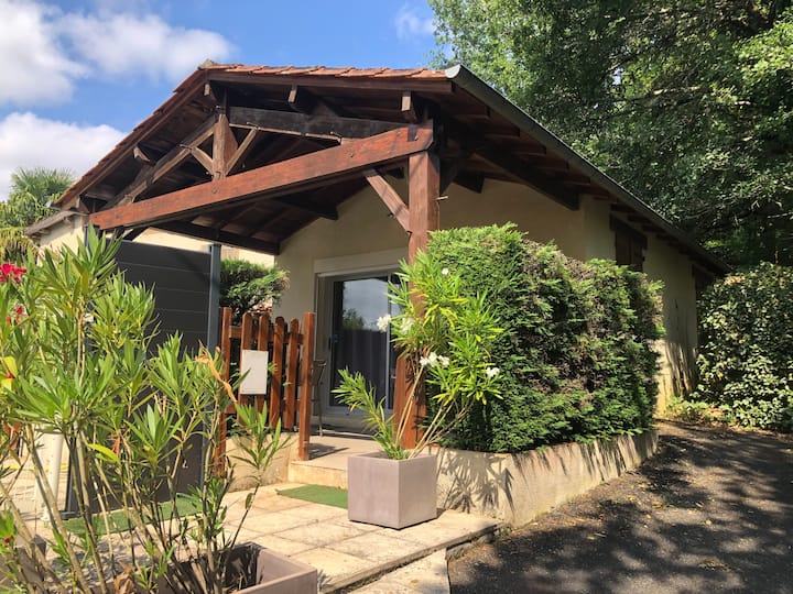 Maisonnette Entre Sarlat Montignac Les Eyzies - Grottes de Lascaux
