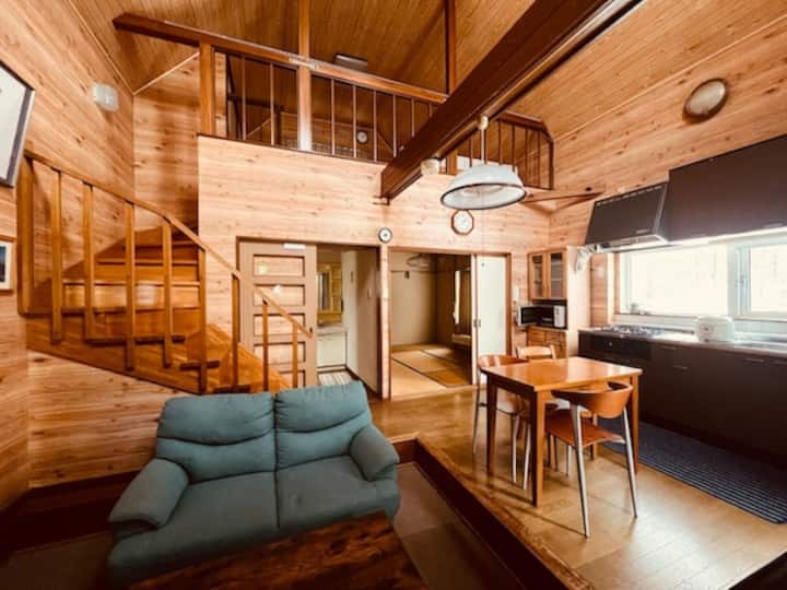 Moiwa Cozy Loft Cabin With Tatami Room - Niseko