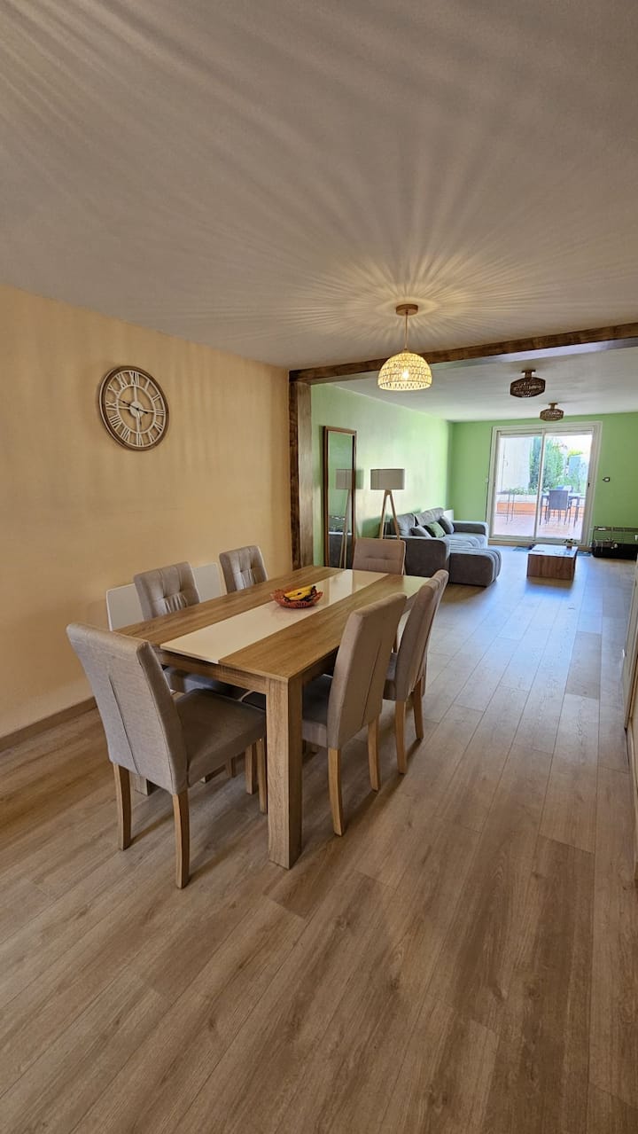 Maison Rénovée Avec Jardin – Calme Proche Centre - Saint-Dizier