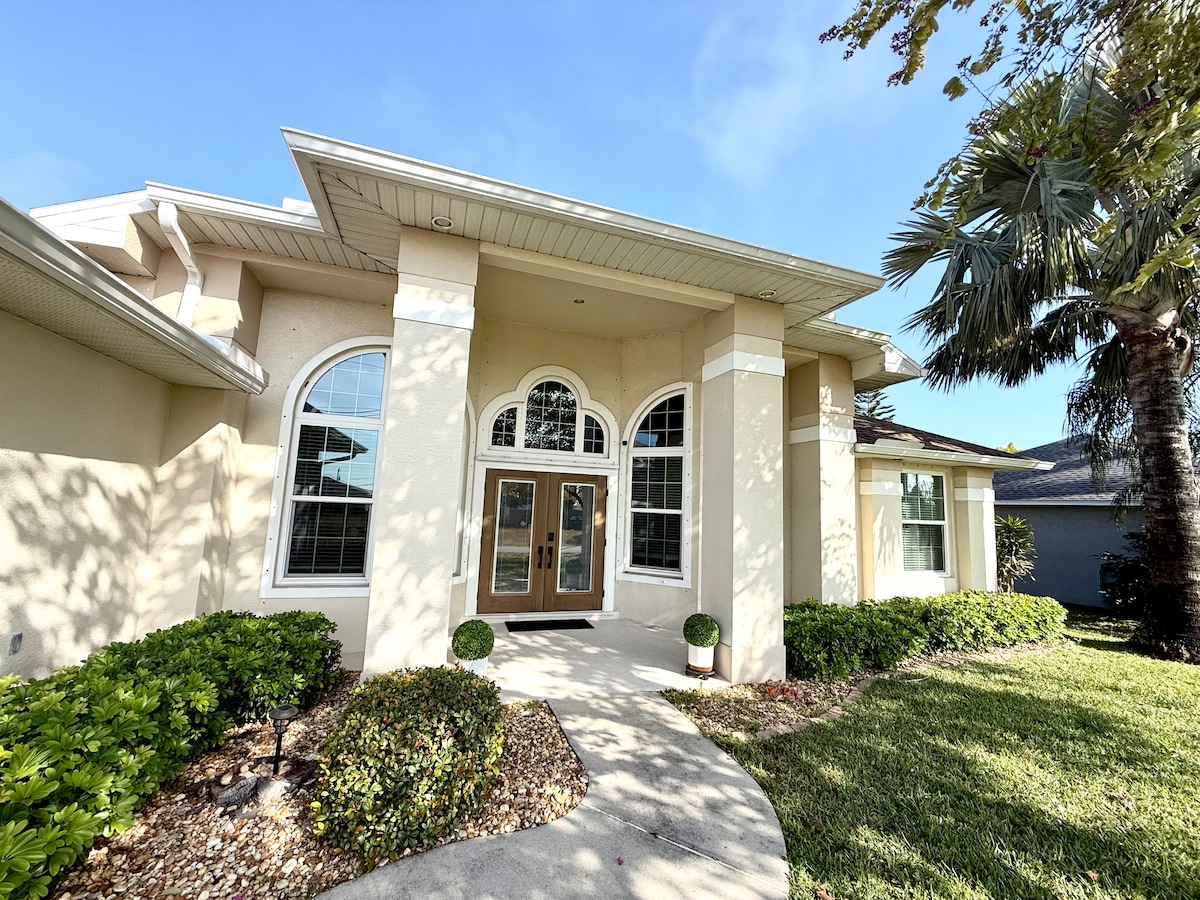 The Palm Haven Piscine chauffée, vue sur le canal et quai - Maisons à ...