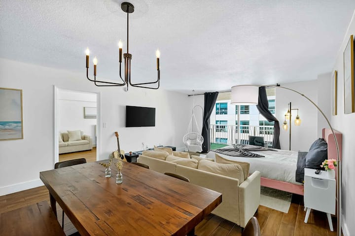 Brickell 2bed Conversion Free Pool Hottub - Miami, FL