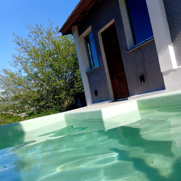 Cabaña Serrana P/ 4 Personas. - La Falda