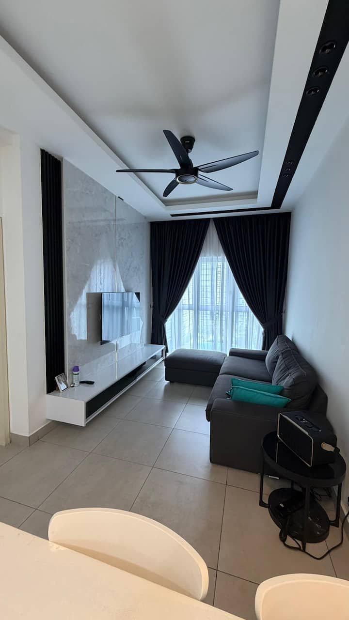 Hilwa Haven - Fast Wi-fi & Netflix - Bangi