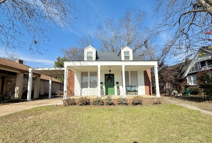 Magnolia House On Main - Tupelo, MS