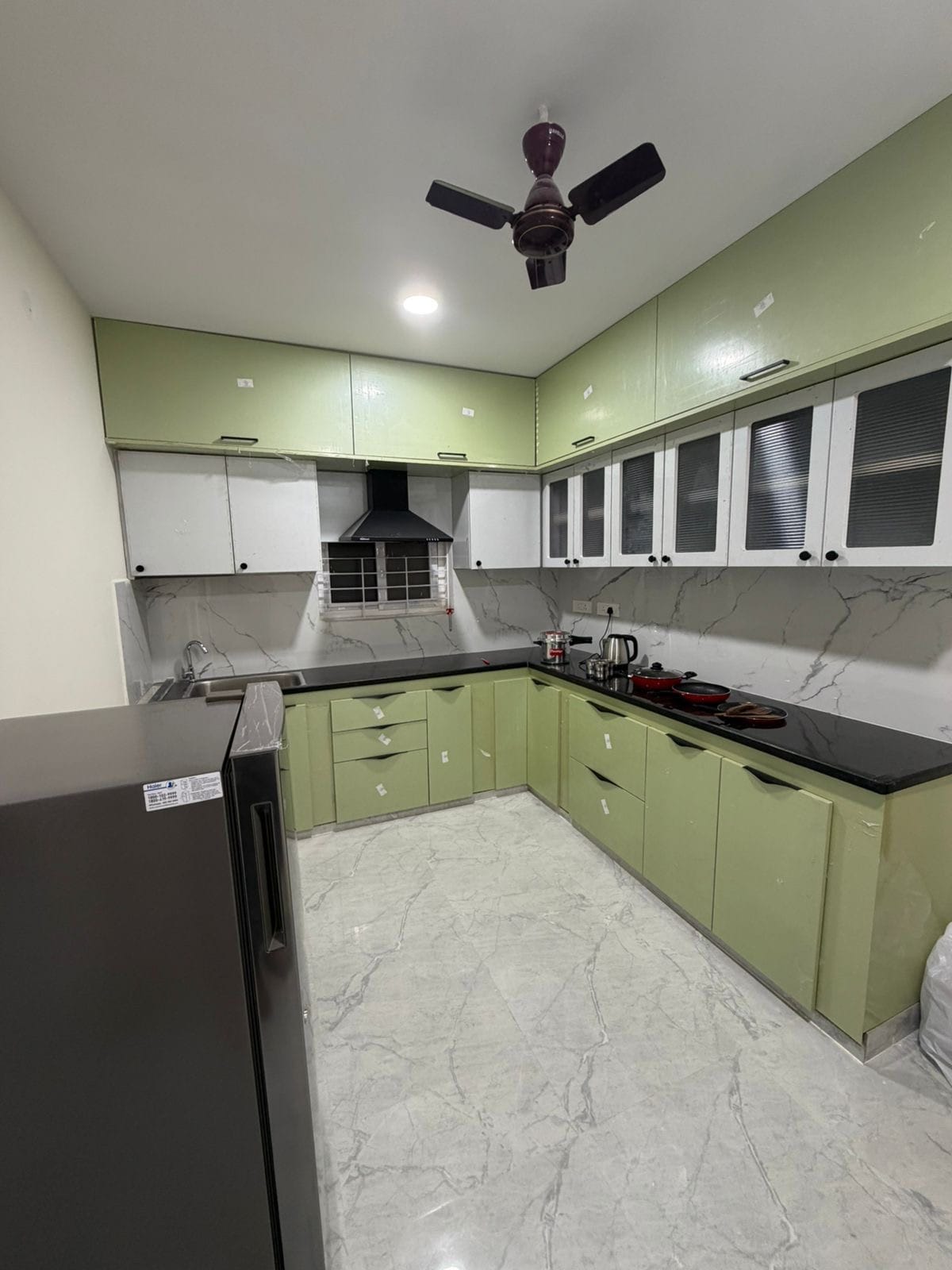 1-Spacieux 3.5BHK-Kondapur près de AMB DLF KIMS AiG - Appartements à ...