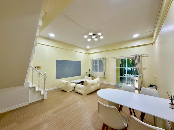 Caesar’s Entire Place 1bedroom2nd Floor(king Bed) - Thailand