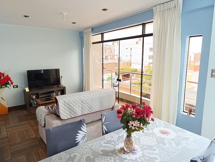 Alojamiento Entero Con Balcón En Surco - Peru