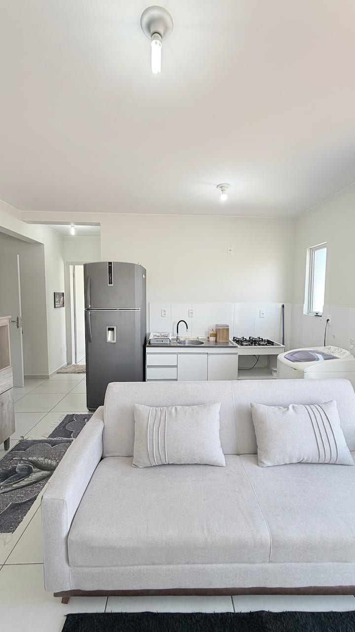 Conforto/praticidade, Apto 1/4 C/ Ar-condicionado - Santo Amaro da Imperatriz