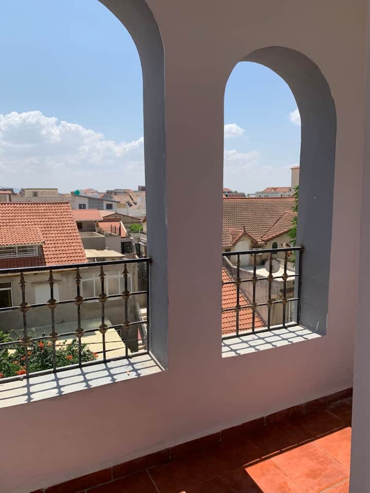 Niveau De Villa Endroit Très Calme - Constantine