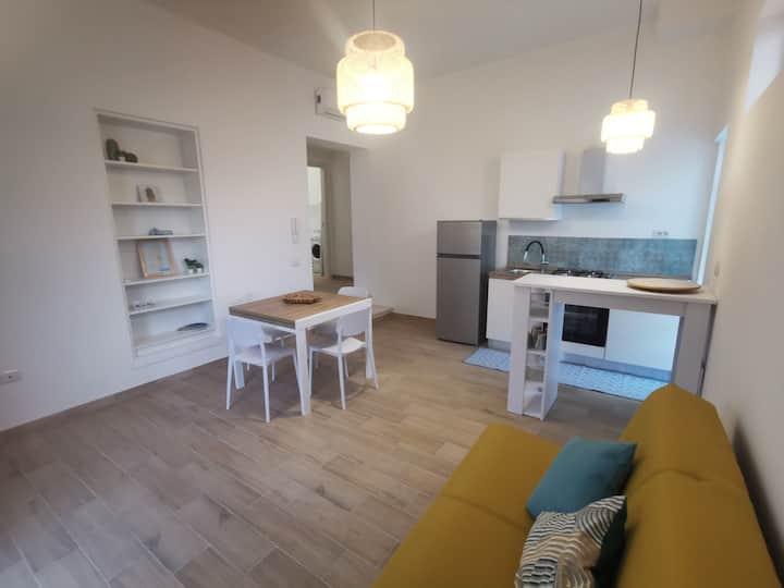 Domus Anna Orchidee Seaside House With Garden - Capoterra