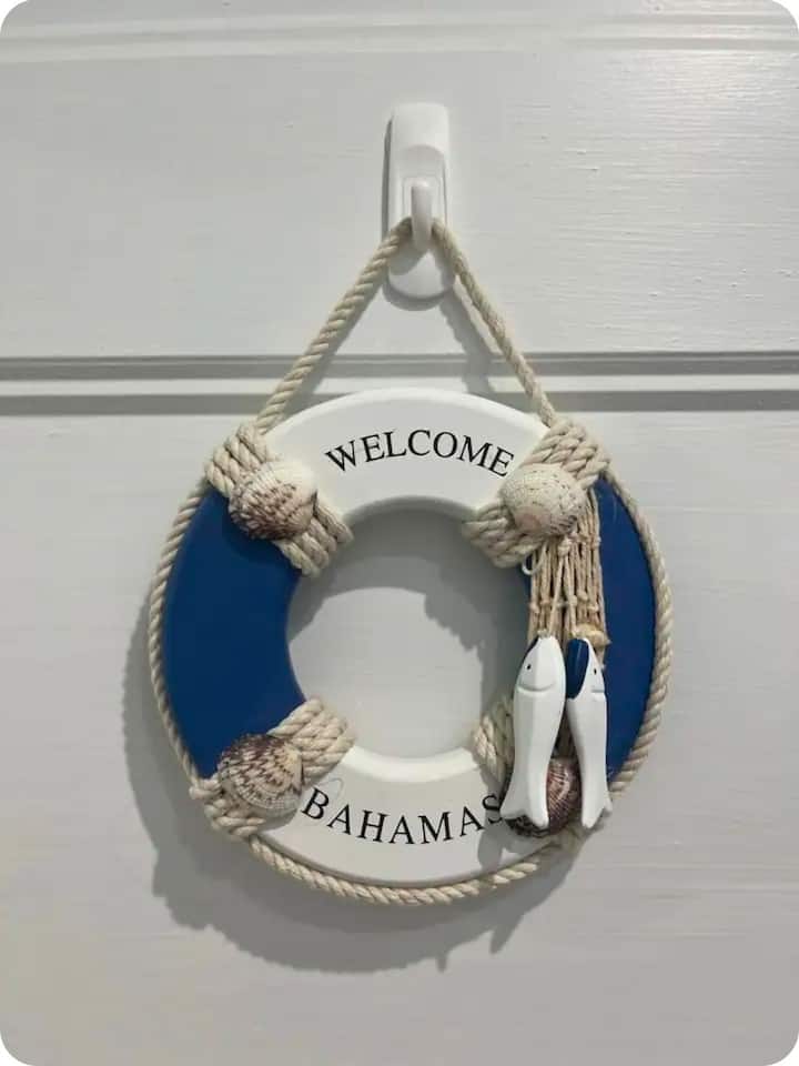 Couples Getaway Near Beach & Nightlife - Nassau