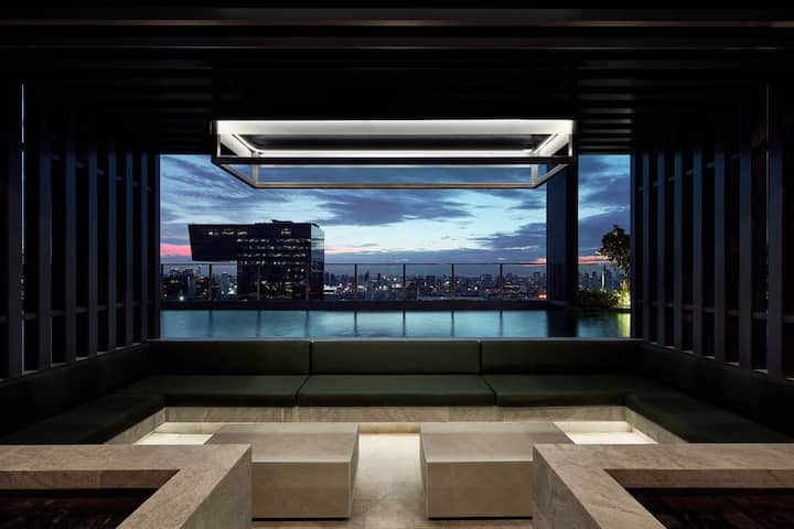 Spacious 2 Bedrooms | Mrt Rama 9 | Central R9 - Bangkok