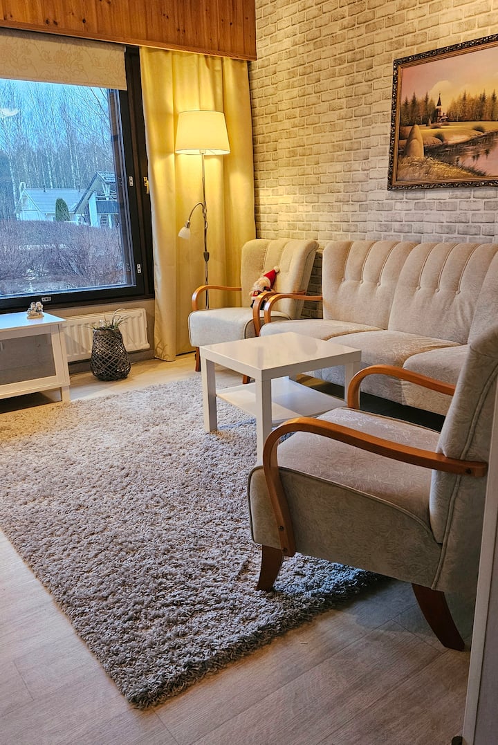 Viihtyisä Omakotitalo Rauhallisella Asuinalueella. - Varkaus