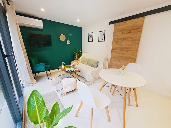 Cache-noisette - Le Thor