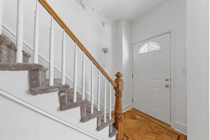 Cozy1br Home Near Ewr•nyc•metlife Backyard Escape - New York City