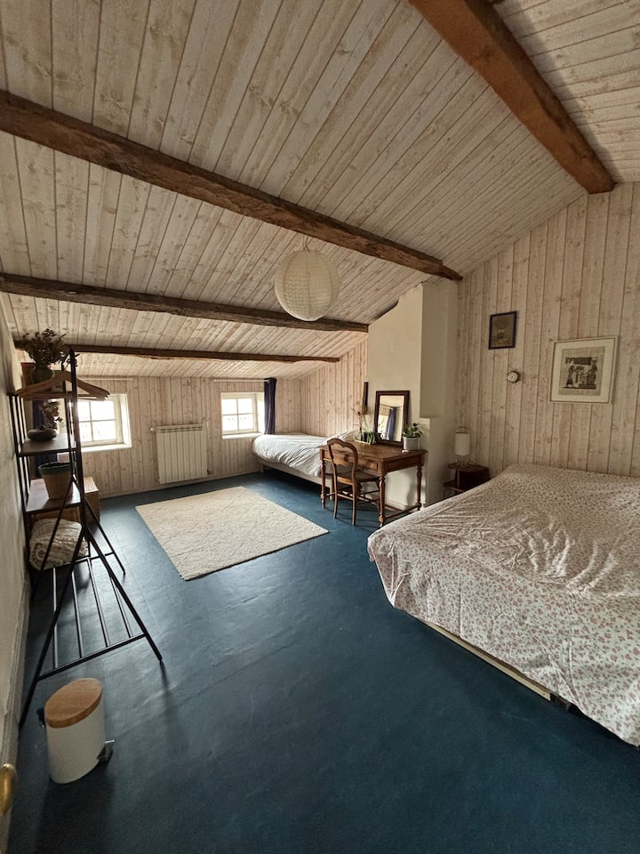 Chambre D'hôtes Voyage à Domicile - Rochefort