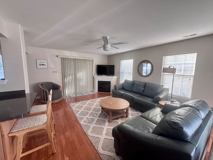 Stay Coastal In Rehoboth Beach 4br/3.5 Bath - Rehoboth Beach, DE