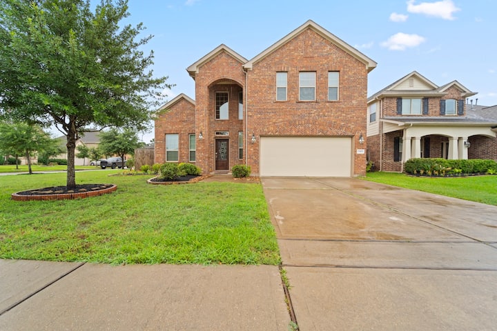 Modern 4br Retreat | Bright & Spacious | - Tomball, TX