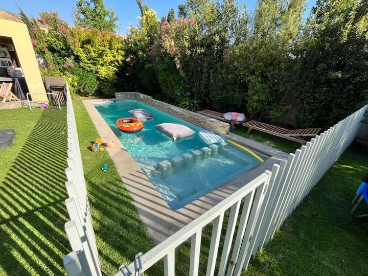 Chicureo Relax: Piscina, Quincho Y Confort - Colina