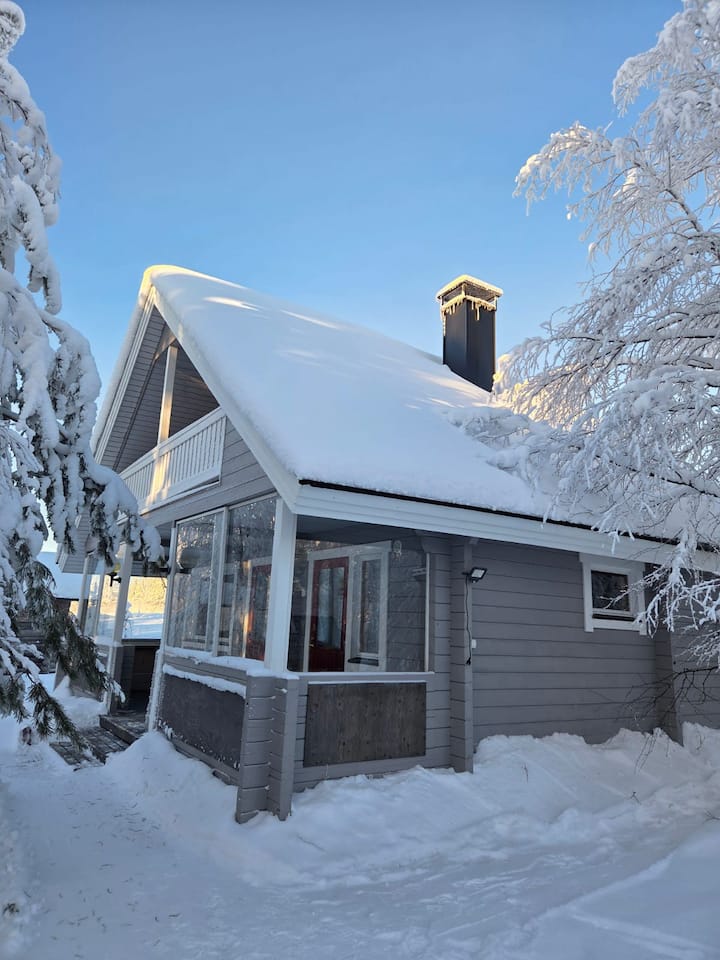Villa Haavikko
Viihtyisä Mökki Ja Pihasauna - Kuusamo