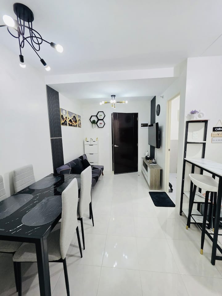2br Staycation In Deca Banilad By Xtine City Scape - Cebu City