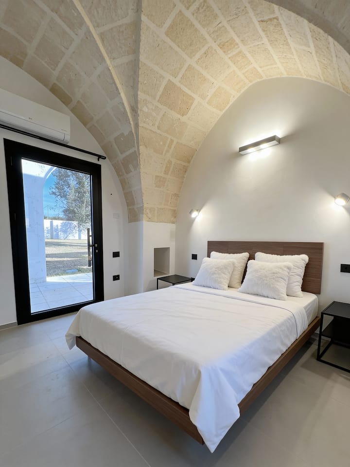 Giù Al Vigneto - Tenuta Autentica Di Puglia - Pulsano