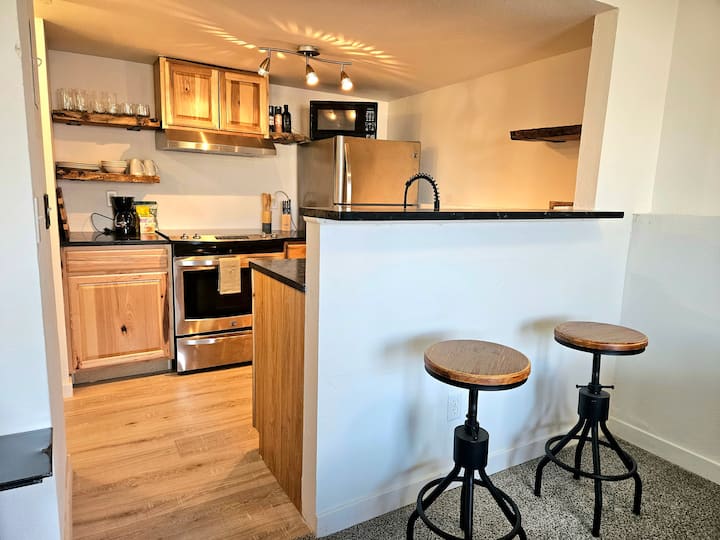 Denver Studio Apt | Pool | Wi-fi | Loretto Hights - 덴버