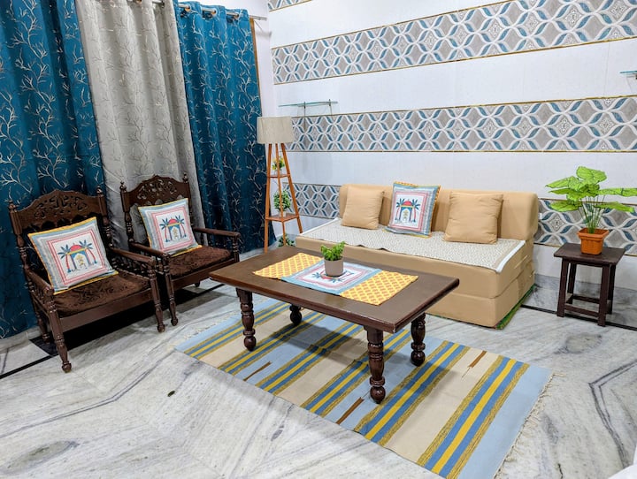 Excel Stays:-a Stay Near Railway Station & Airport - Agra