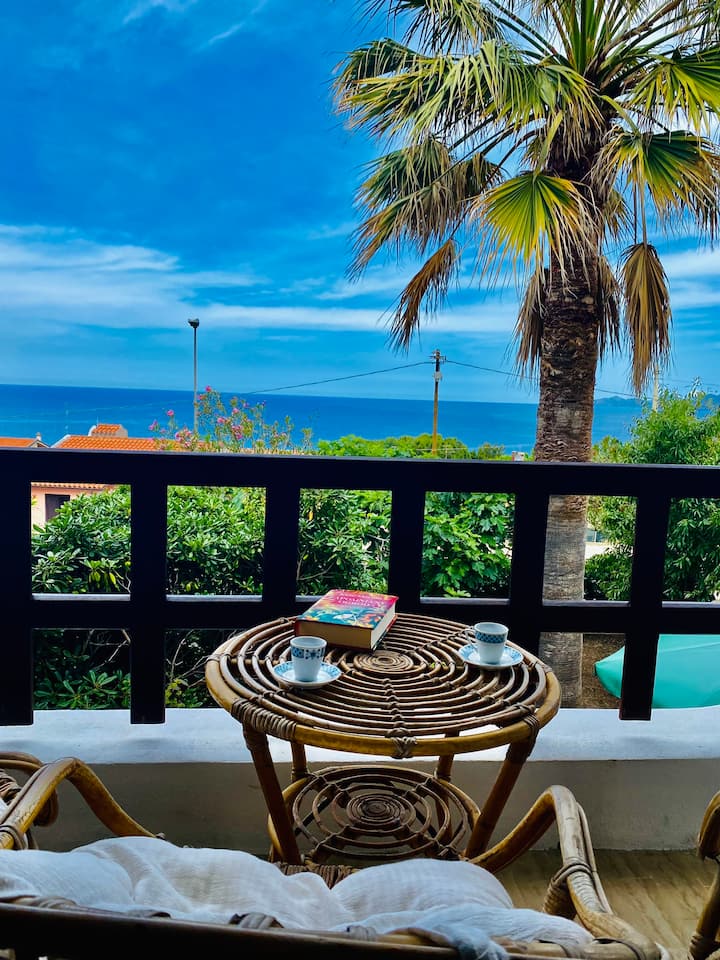 Villa With Private Garden & Breathtaking Sea View - Bosa