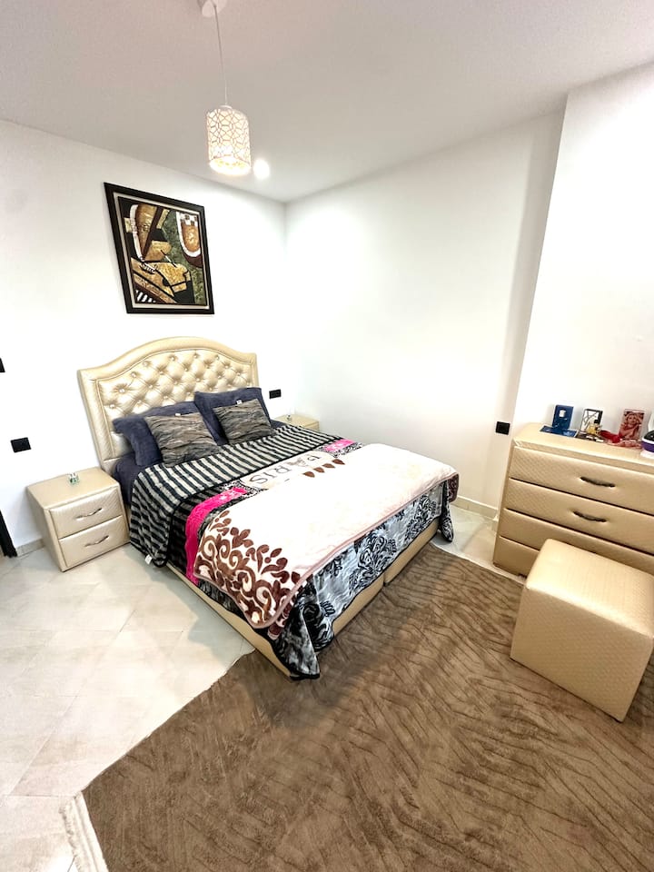 Bel Appartement à Tanger Avec Terrasse - Morocco