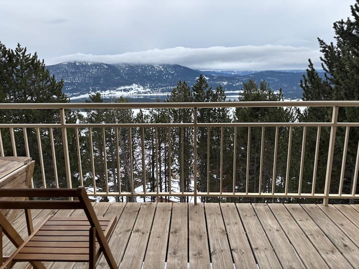 Charmant Bas De Chalet Avec Terrasse Et Vue Lac - Les Angles