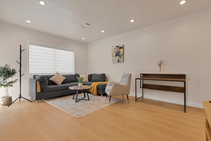 Lemon Tree Hideaway - Monrovia, CA