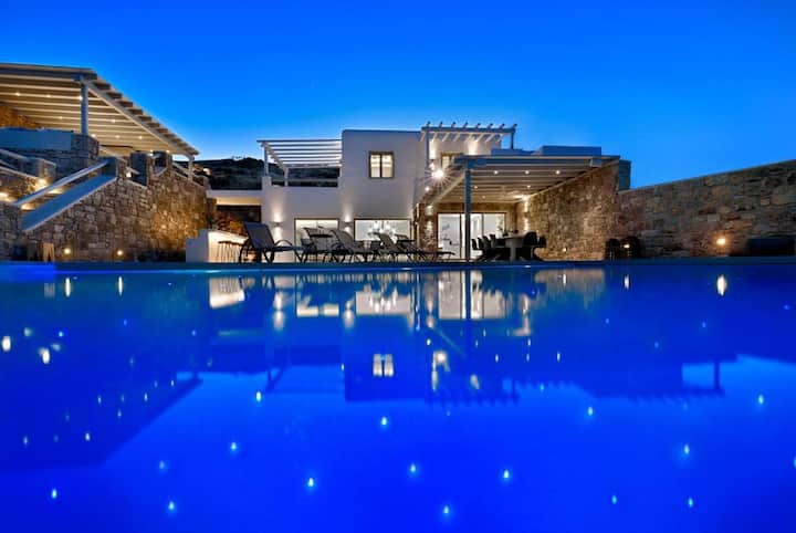 Luxury Mykonos Villa In The Ornos Korfos - Mykonos