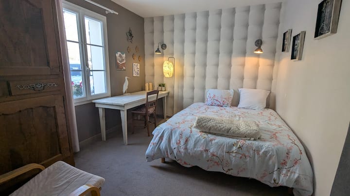 Chambre Au Calme Proche De La Ville - Fontenay-le-Comte