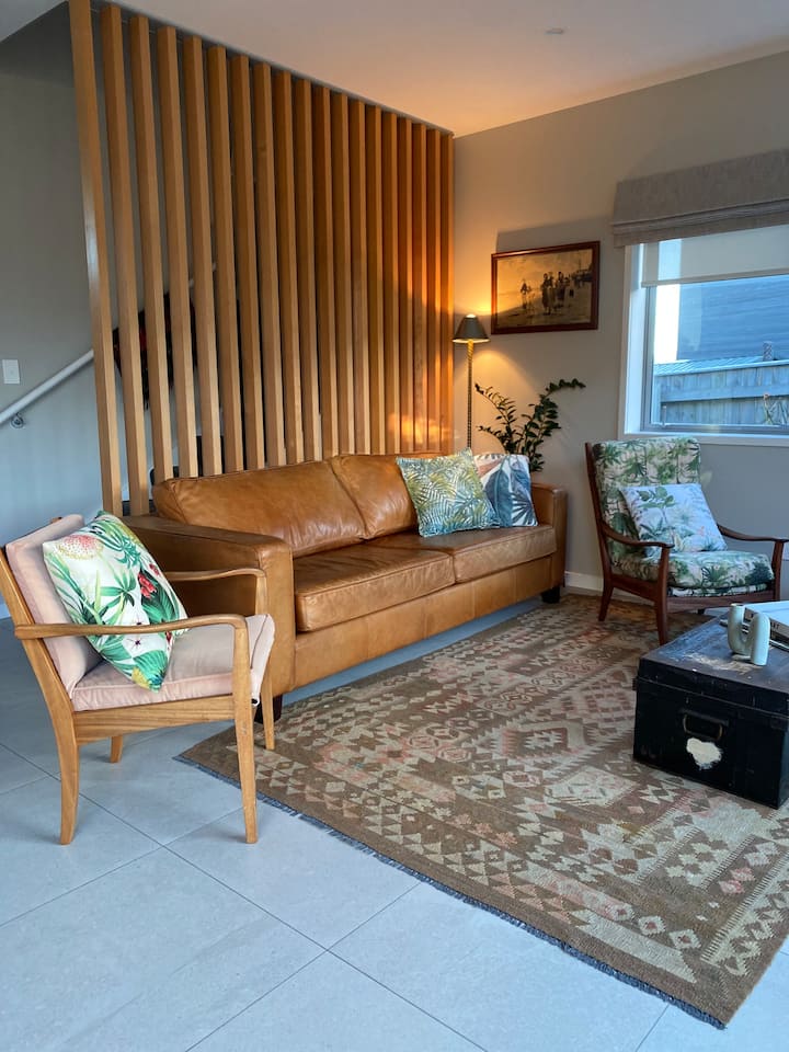 Relax After Golf Or A Stroll To The Beach - Waikanae