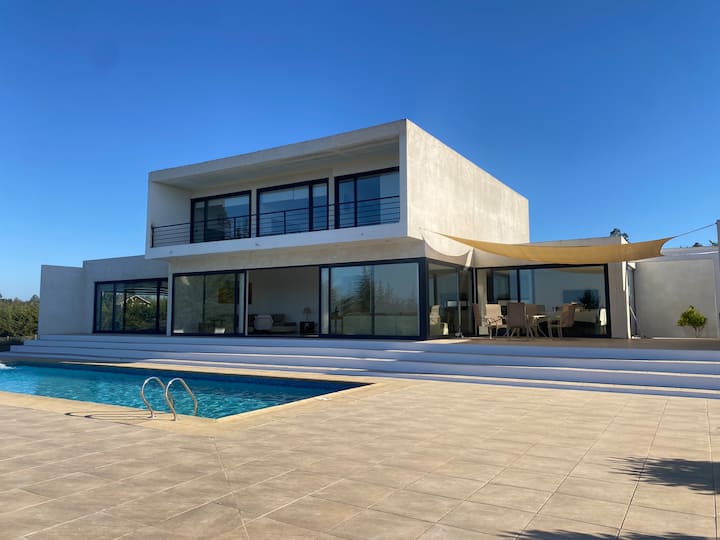 Gran Casa En Algarrobo - El Tabo