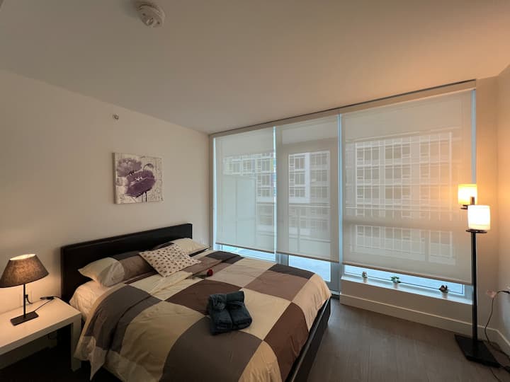 Luxury Condo 1 Bedroom Richmond Center - Richmond