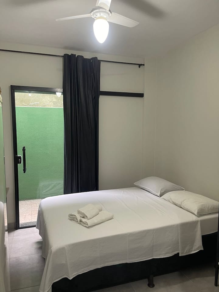 Flat Funcional Com óTimo Custo-benefício. Prx Uel - Londrina