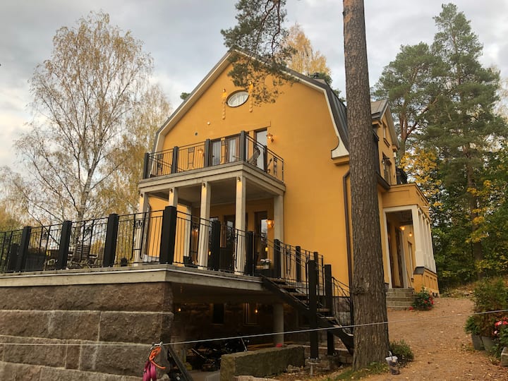 Jugend Talon Ullakkohuoneisto - Helsinki