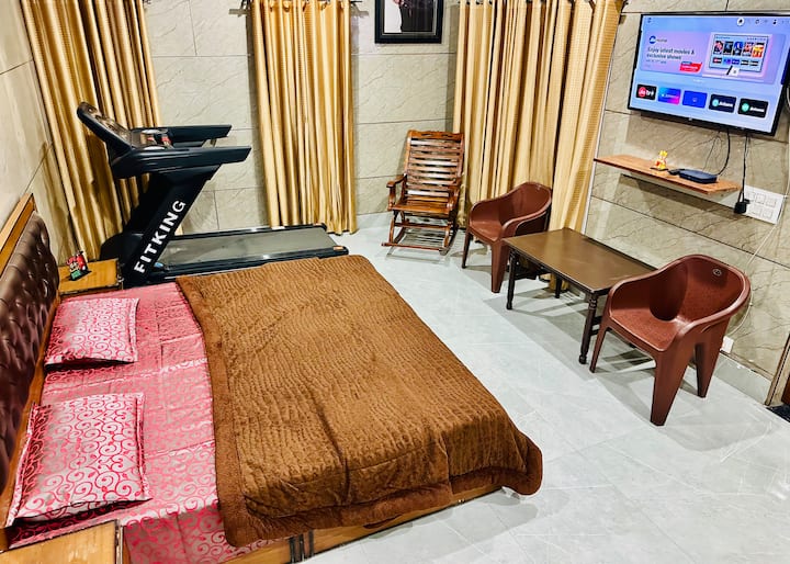 Private Room With Attached Washroom - Jammu