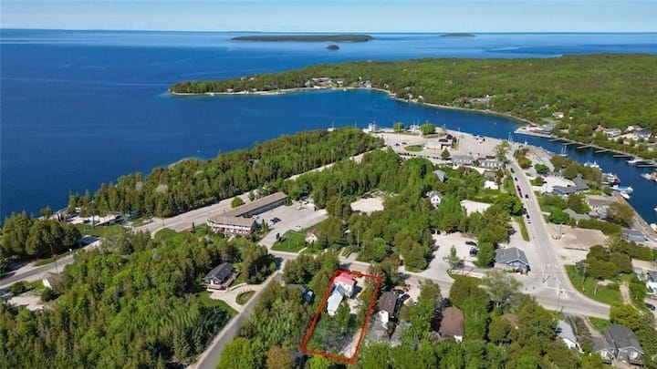 Red Roof- Water Access Tobermory- Sleeps 22 People - Tobermory