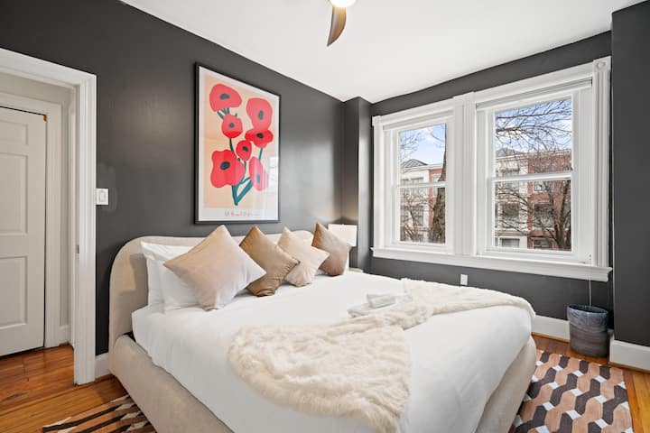 Sunlit Top Floor <> A Private Old Town Xcape - Alexandria, VA