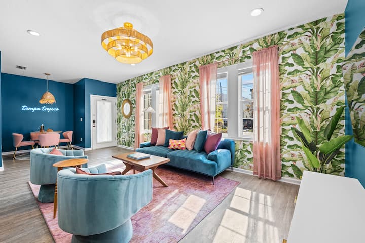 A Boho City Escape | Sleeps 8 | Tampa Heights - Tampa, FL