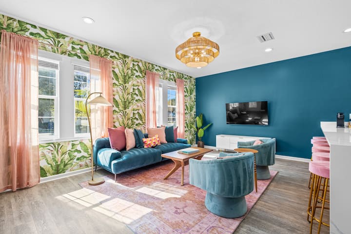 A Boho City Escape | Sleeps 8 | Tampa Heights - Tampa, FL