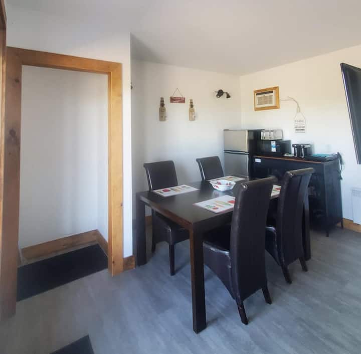 Studio 2 1/2 Au Bord Du Lac St-jean - Roberval