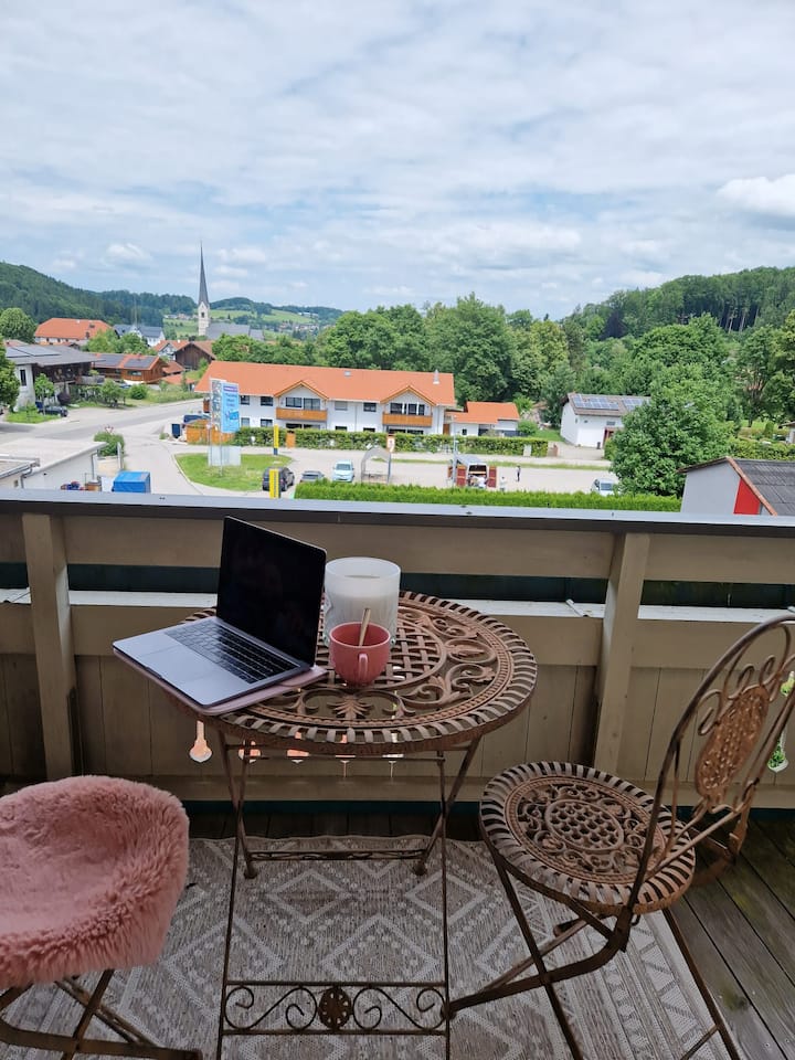 Wohlfühlwohnung Unterm Dach - Den Bergen Ganz Nah - Chiemsee