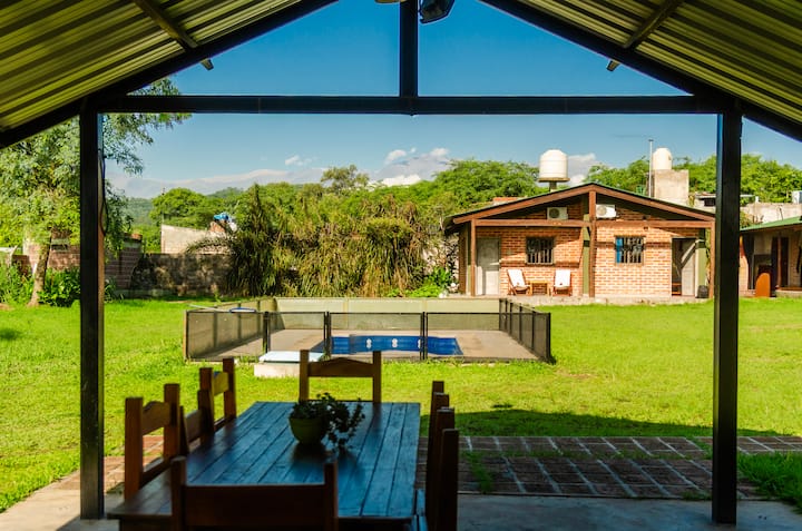 Cabaña Con Piscina Y Desayuno En Los Alisos - San Salvador de Jujuy